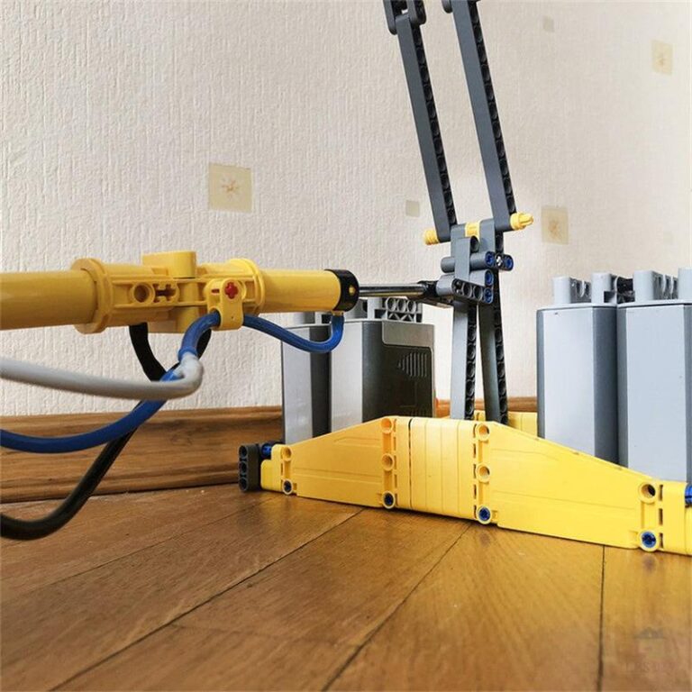MOC-39663 Liebherr LR 11000 Kran